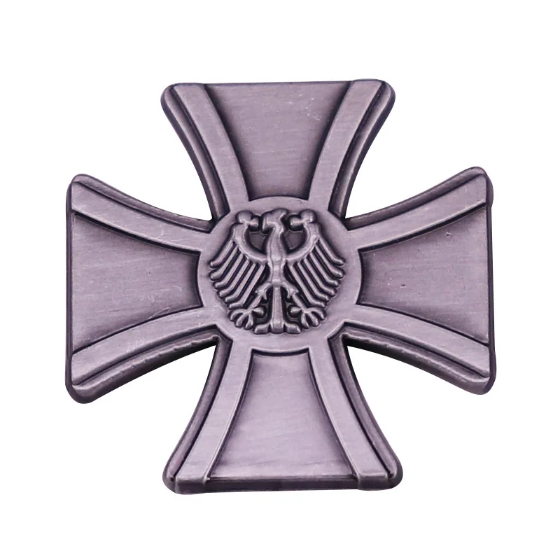 Interesting World War II Germany Troops Badge Originality Lapel Brooch ...