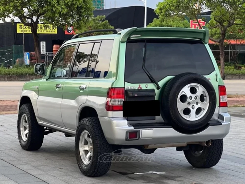 For Mitsubishi Pajero IO 2004 – 2013 ABS Plastic carbon fiber look Rear ...