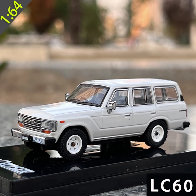 Hobby-Japan-1-64-off-road-vehicle-model-SUV-Land-Cruiser-LC60-J60.jpg
