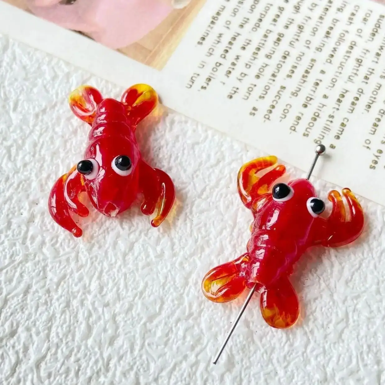Glass-Simulation-Crayfish-Animal-Beads-Diy-Accessories.jpg
