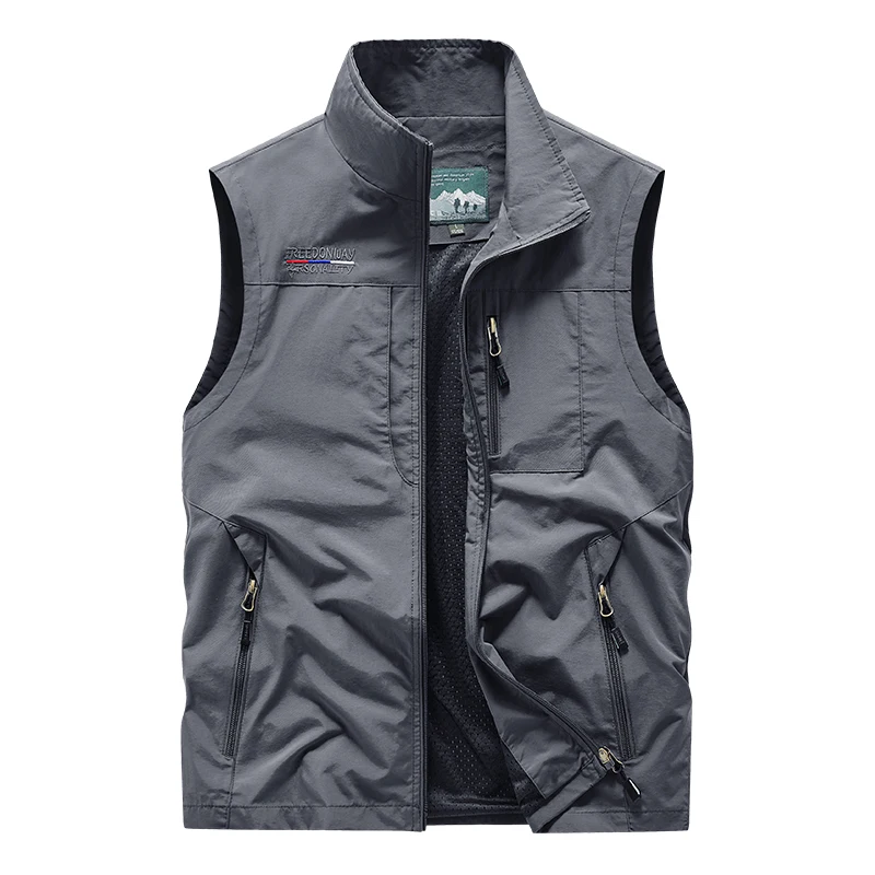 Men-s-Cargo-Vest-Spring-Loose-Waterproof-Hiking-and-Mountaineering ...