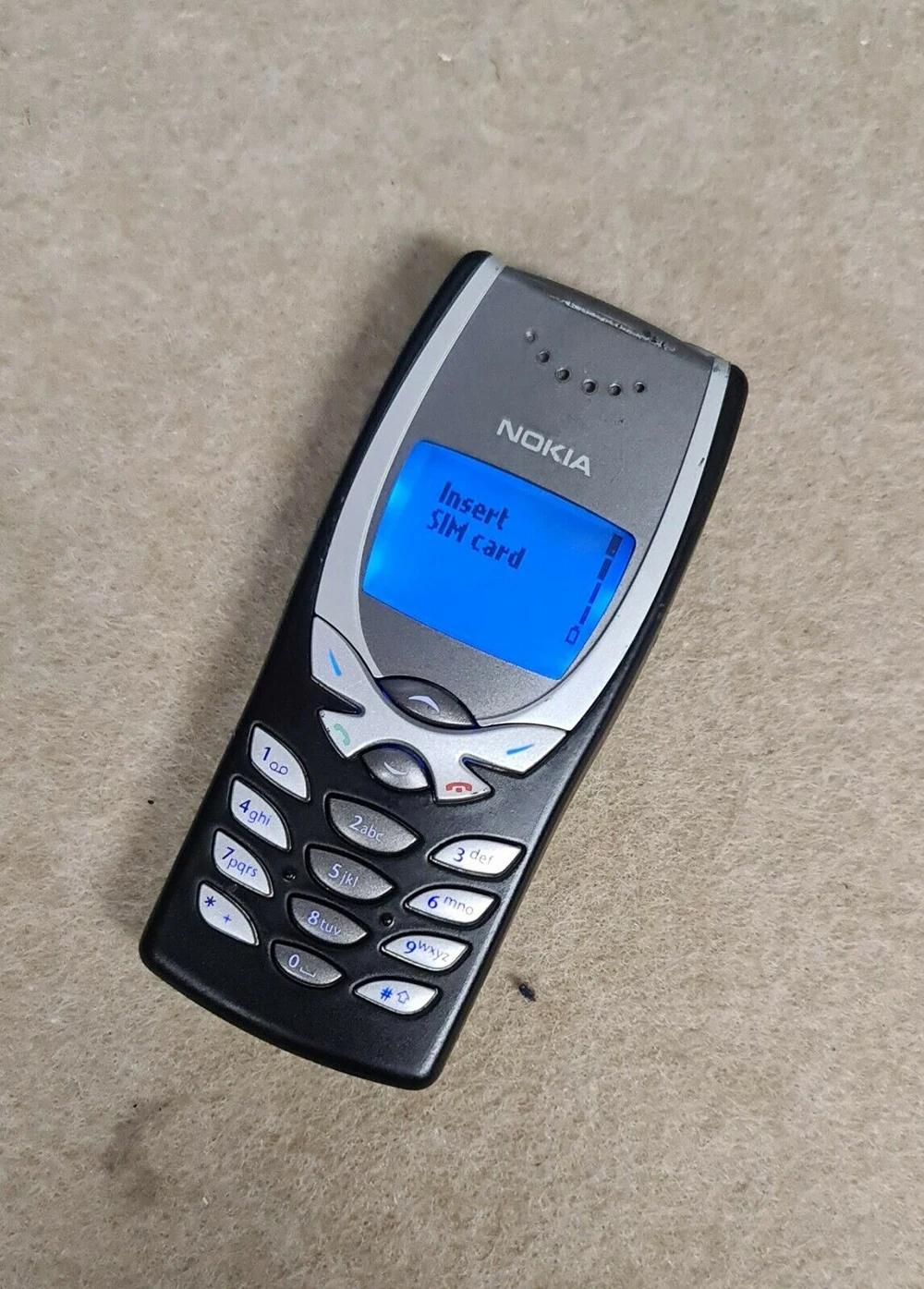Nokia 8250