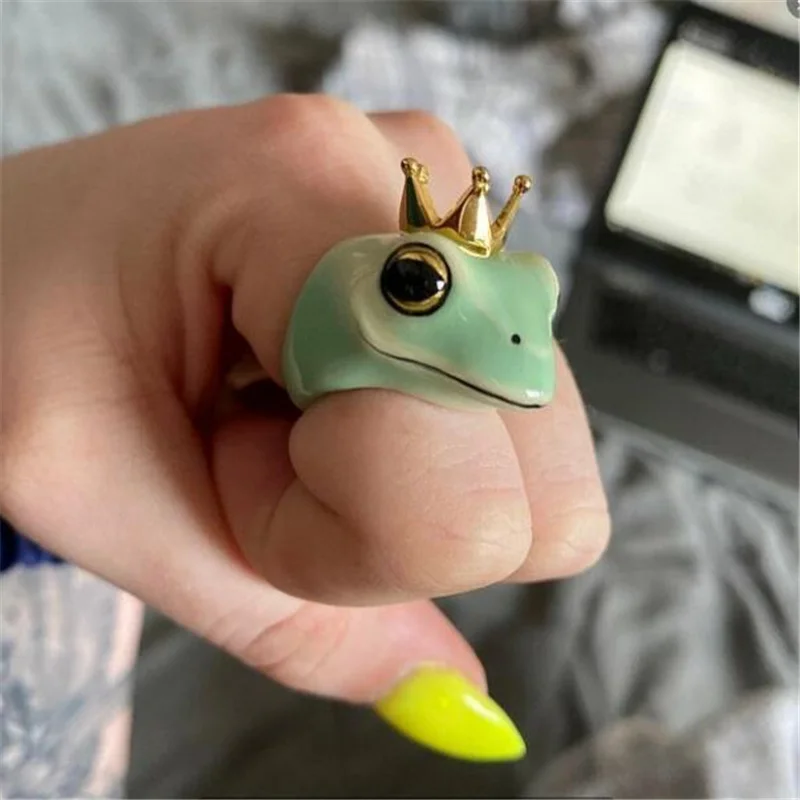 Bague-grenouille-mignonne-au-design-cr-atif-mode-Kawaii-bague-animale-r-aliste-cadeau-de-rue.jpg