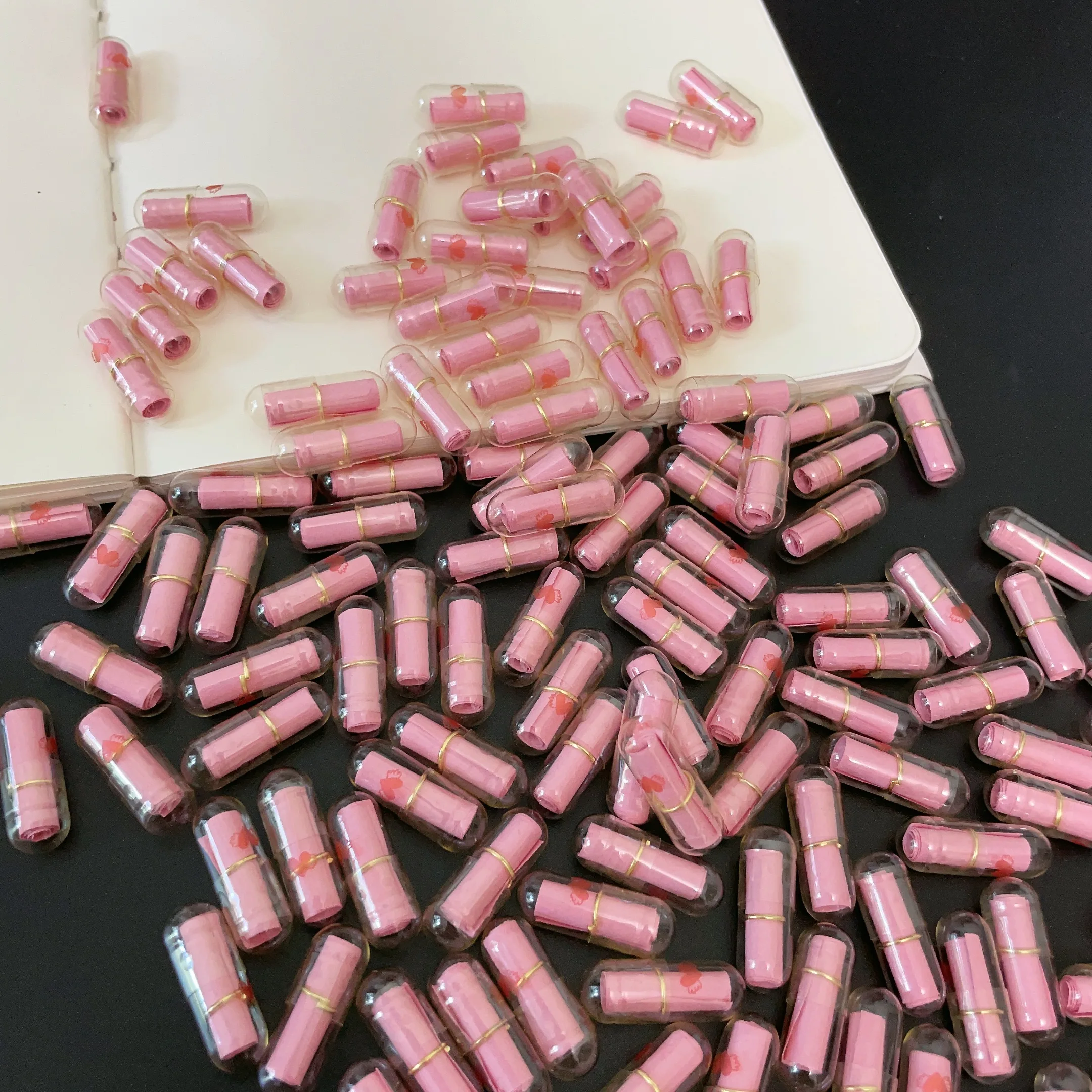 100Pcs-Message-in-Bottle-Message-Emoticon-Capsules-Letter-Love-Pill ...