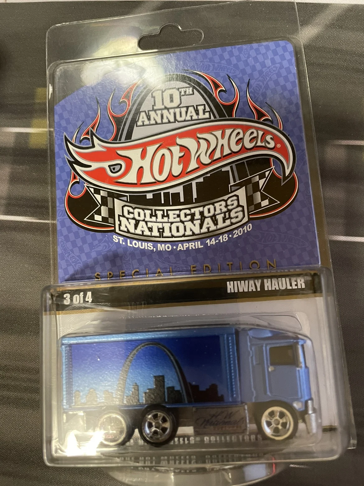 Hot-Wheels-Cars-RLC-Hiway-Hauler-1-64-Metal-Die-cast-Model-Collection ...