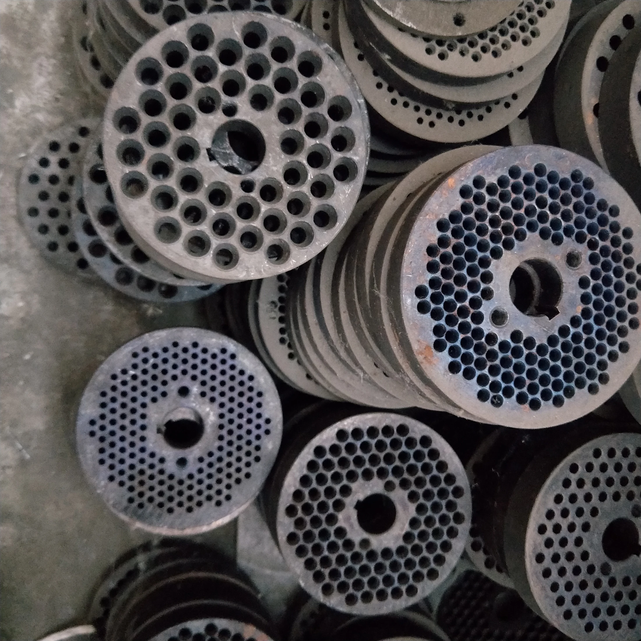 Wood-Pellet-Machine-Wearing-Parts-feed-Pellet-Making-Machine-Wearing ...