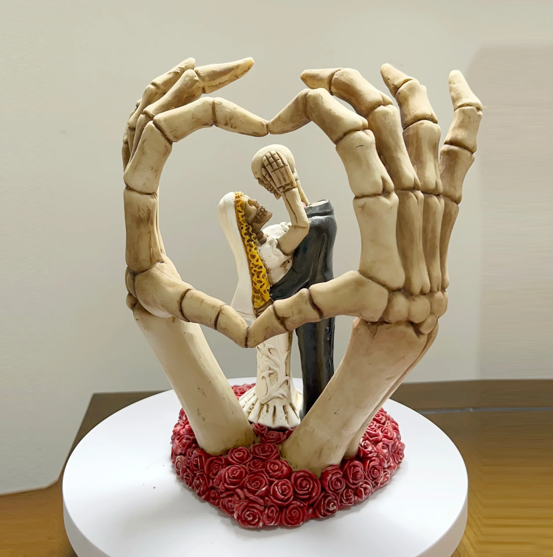 Statue de couple de modules de mariée et de marié, Amour ne meurt ...