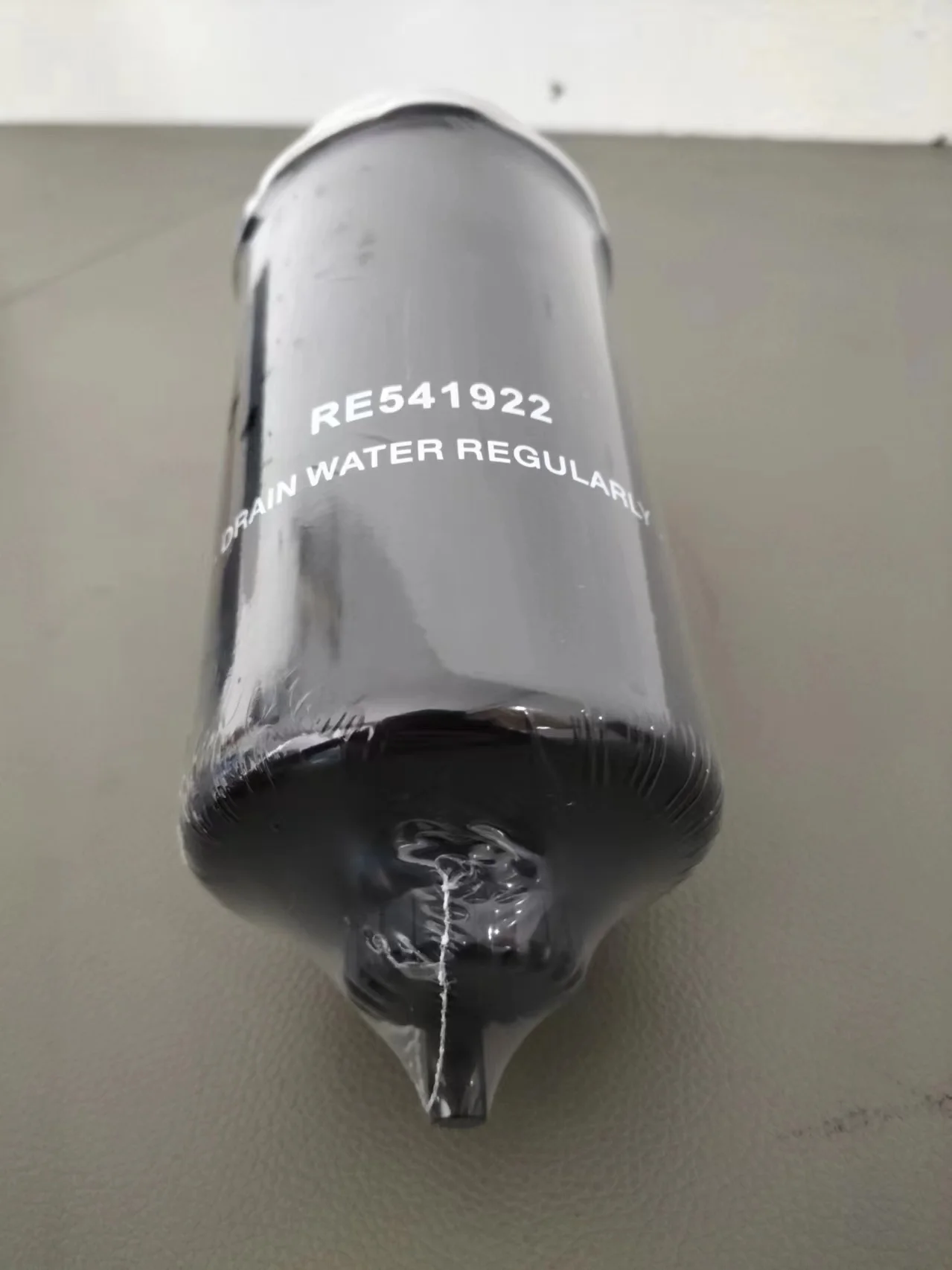 RE541925-Diesel-Fuel-Filter-For-JOHN-DEERE-6B1404-FS20077-RE522878 ...