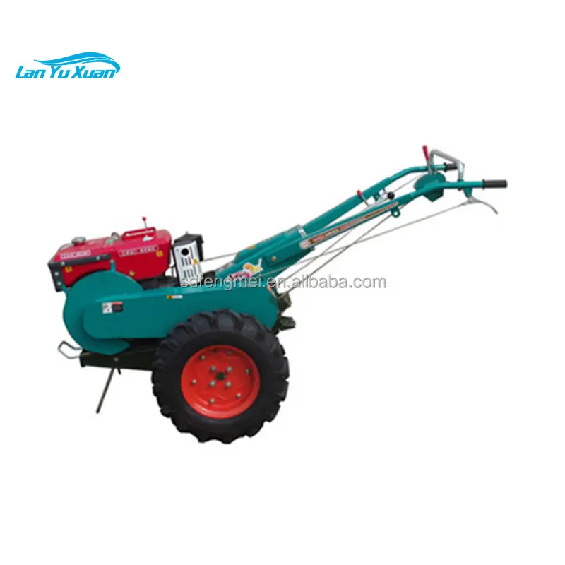 Fazenda-andando-trator-com-acess-rios-2-rodas-agricultura.jpg