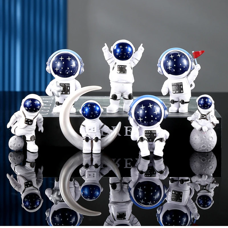 3-4pc-Resin-Astronaut-Figure-Statue-Spaceman-Sculpture-Educational-Toy ...