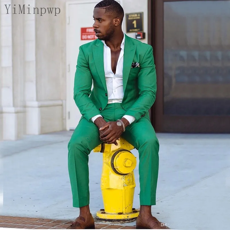 YiMinpwp Green Prom Suits for Men Peaked Lapel Double Breasted Blazer ...