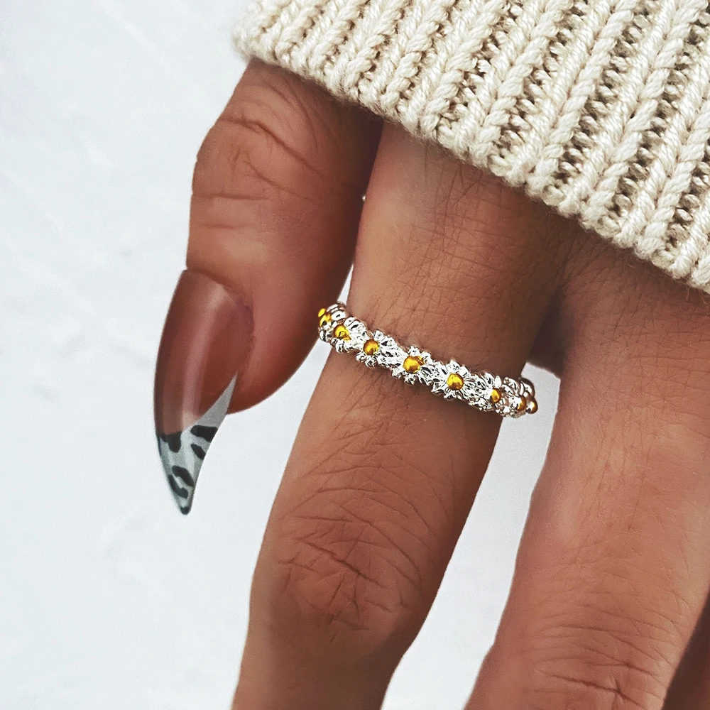 VKME Fashion Exquisite Two tone Flower Simple Ring Flower Pearl Wedding Rings For Women Birthday ...