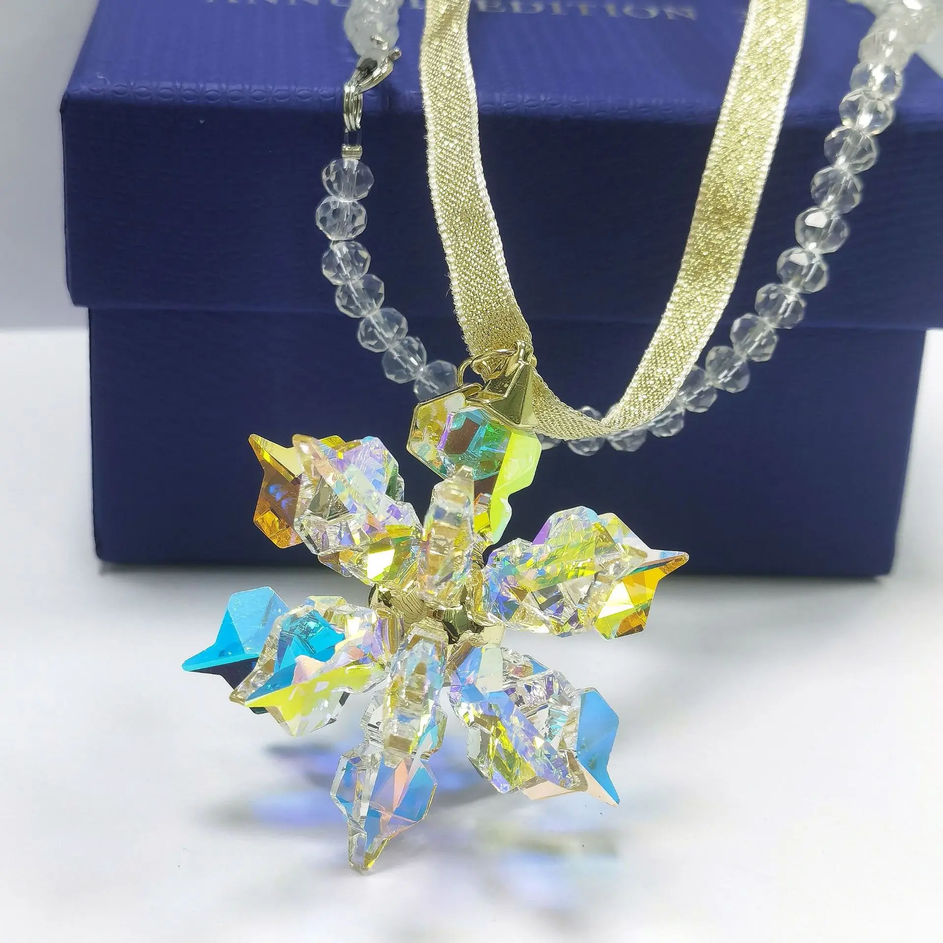 2023-Snowflake-Car-Pendant-3D-Crystal-Snowflake-Car-Rearview-Mirror ...