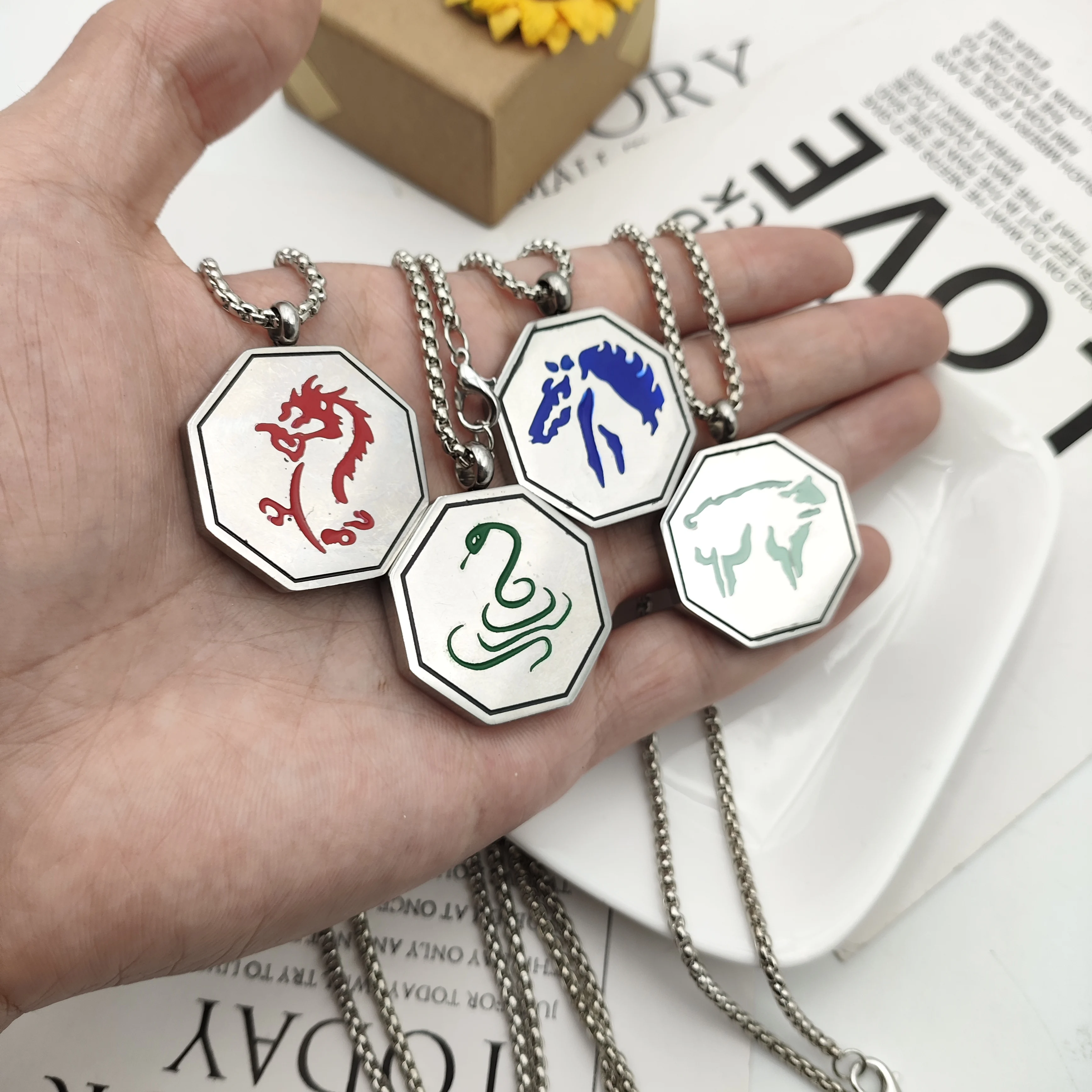 Zodiac talismans jackie chan 60 photos - Youhoroscope.com