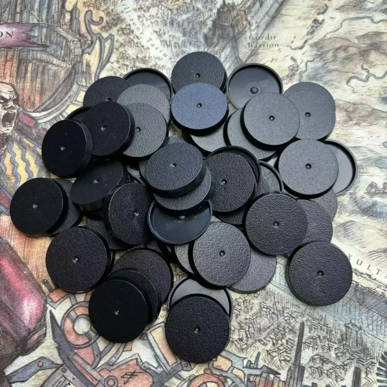 Plastic-32mm-Round-Bases-For-Warhammer-Miniatures-And-Boardgame.jpg