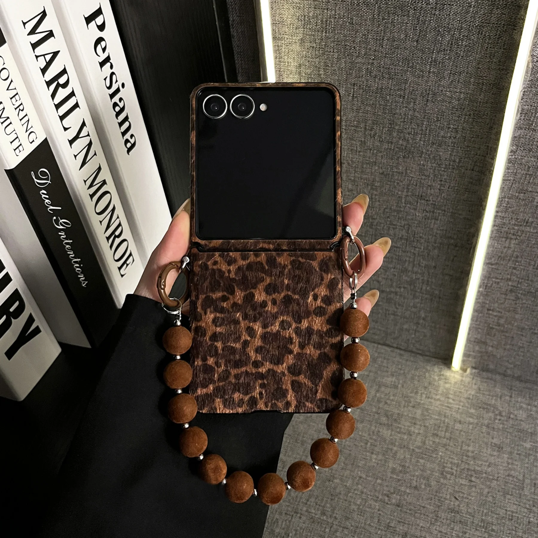 Luxury Velvet Cat Paw Leopard Pattern Phone Case with Beads Bracelet ...