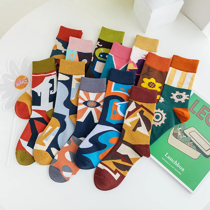 Nueva ilustración, tendencia, calcetines de tubo medio, calcetines ...