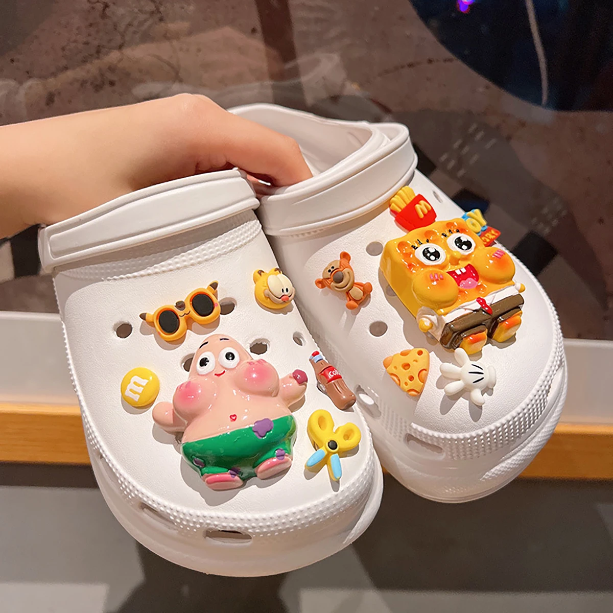Cartoon-Hundred-DIY-Cave-Shoes-Accessories-Decoration-Removable-Sandals ...