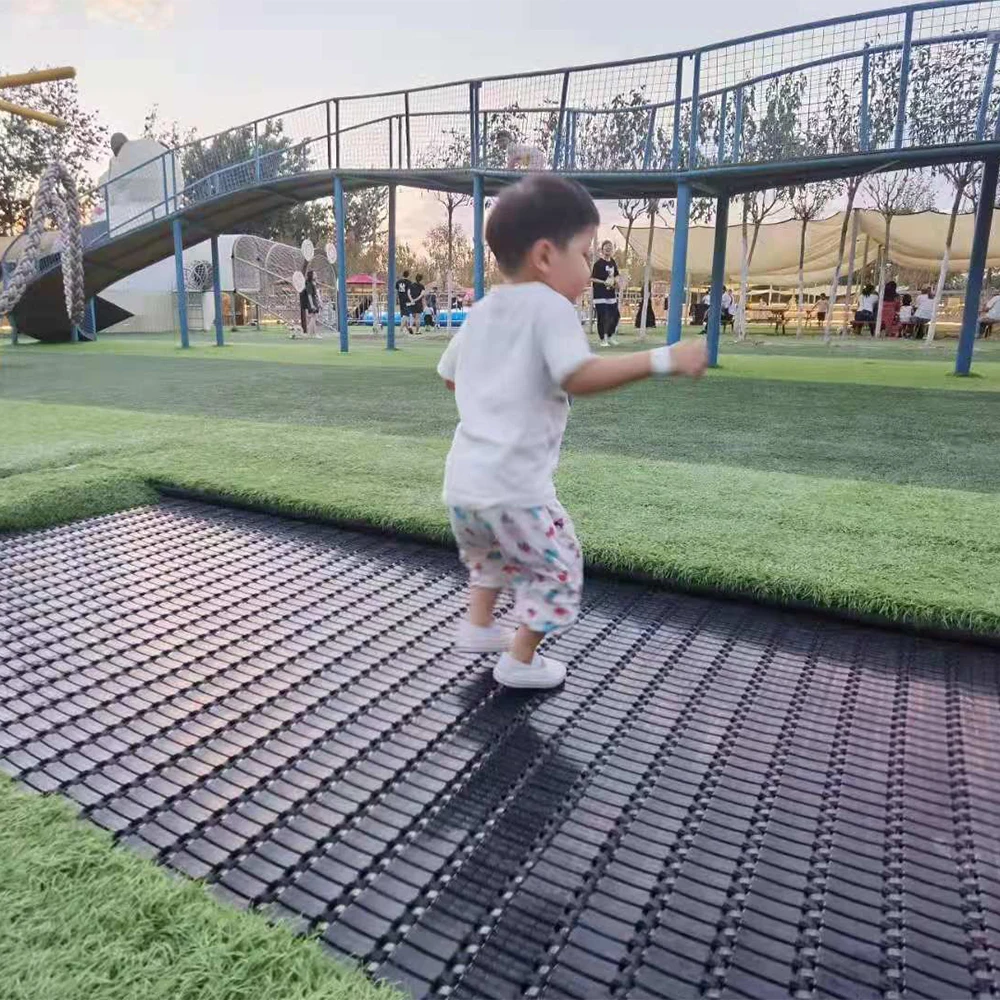 Amusement-Park-Trampoline-Outdoor-Sports-Trampoline-Floor-Mounted ...