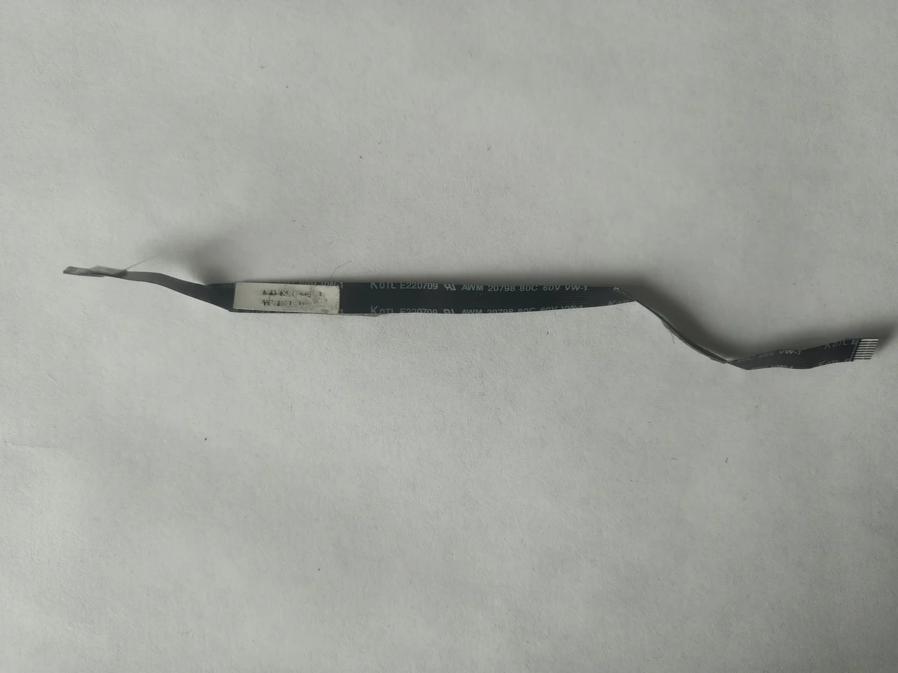 Flex-cable-12-cm-KOTL-e220709-AWM-20798-80c-60V-VW-1-pin-8.jpg