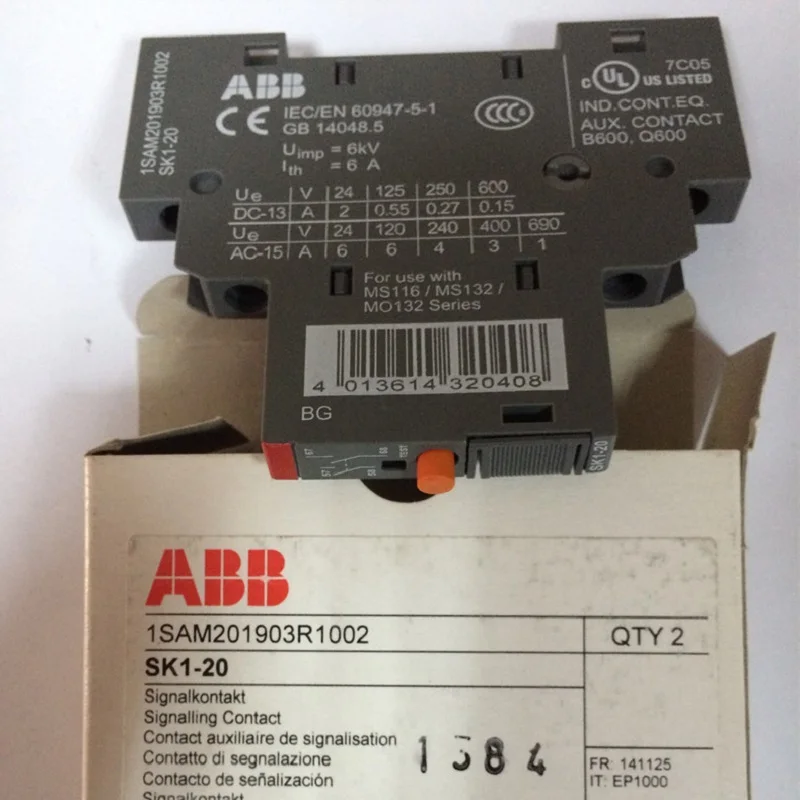 ABB-SK1-20-Signaling-contacts-mountable-on-the-right-2N-O-0-N-C.jpg