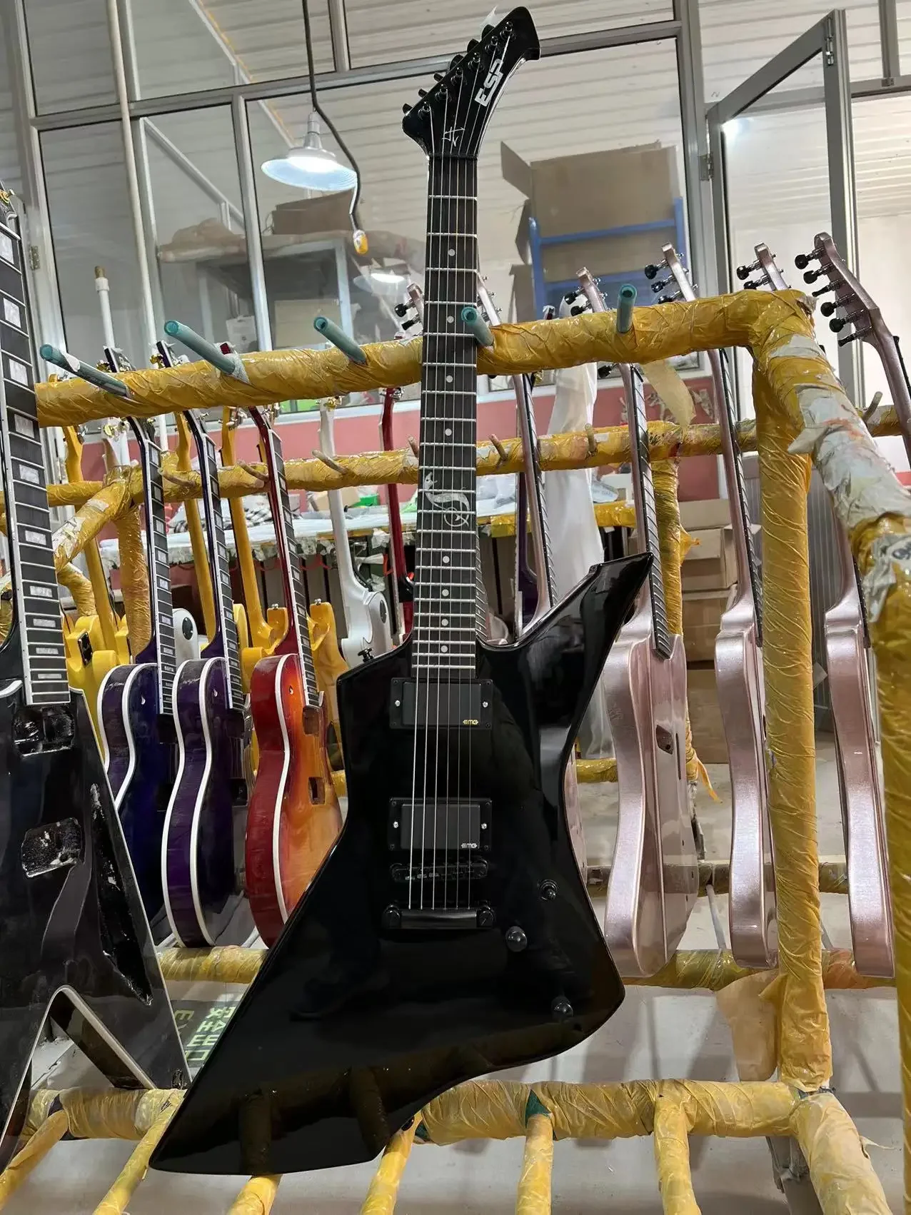 ESP-Snakebyte-Electric-Guitar-Mahogany-Body-Black-Color-Snake-Inlay ...