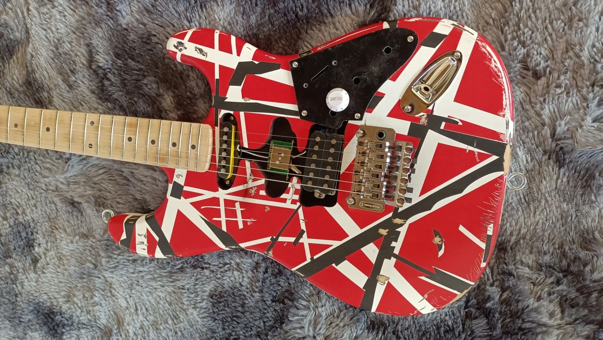 Edward Eddie Van Halen Heavy Relic Red Franken Electric Guitar Black ...