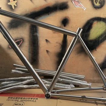 High End 700C Titanium Road Bike Frame Disc Brake Internal Cabling Thru ...