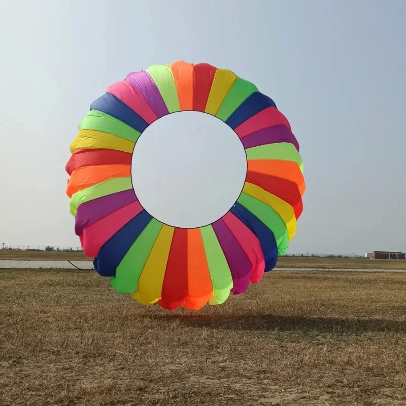 free-shipping-rolling-dragon-kite-pilot-pendant-a-ring-of-light-kite ...