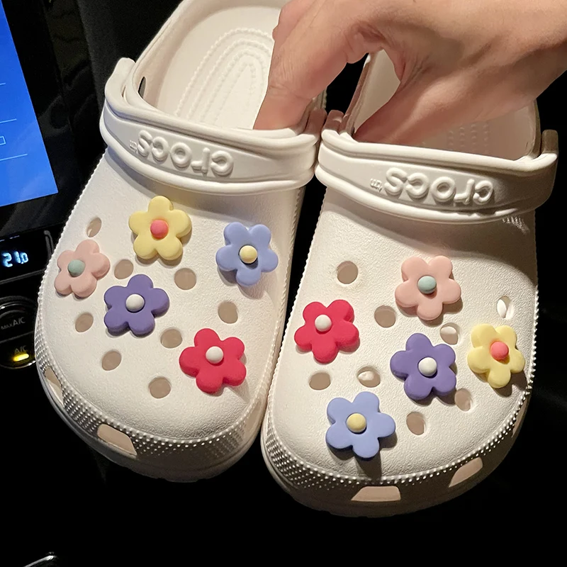 Paquete-de-dijes-de-Croc-para-ni-as-dijes-de-margaritas-esmeriladas ...