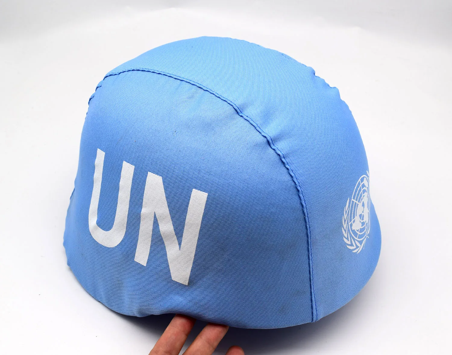TACTICAL-US-UN-UNITED-NATIONS-PEACEKEEPING-FORCE-CAP-M88-HELMET-COVER.jpg