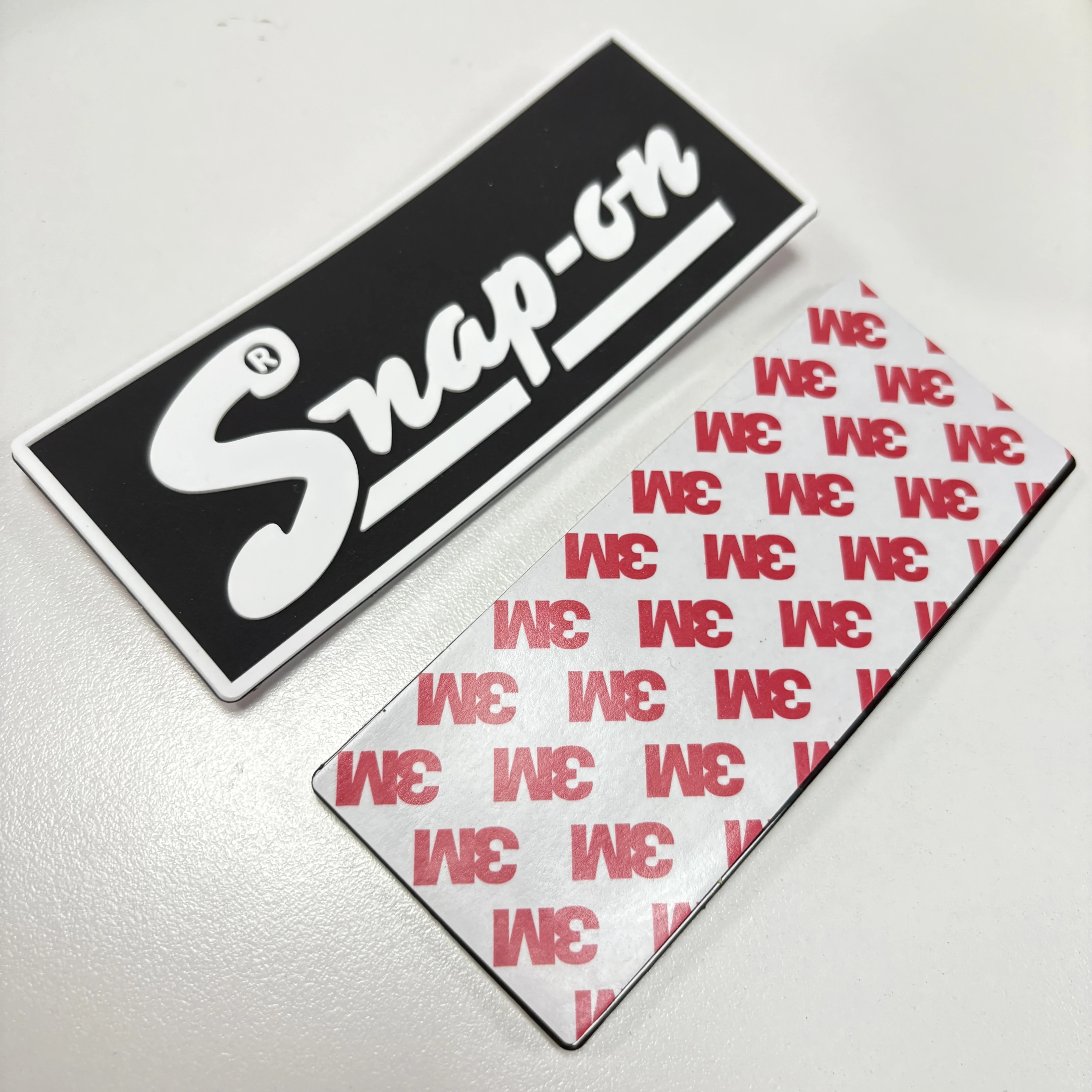 SNAP-ON Emblem Vintage Tool Box Badge Name Plate Tag 3D Rubber Magnet ...