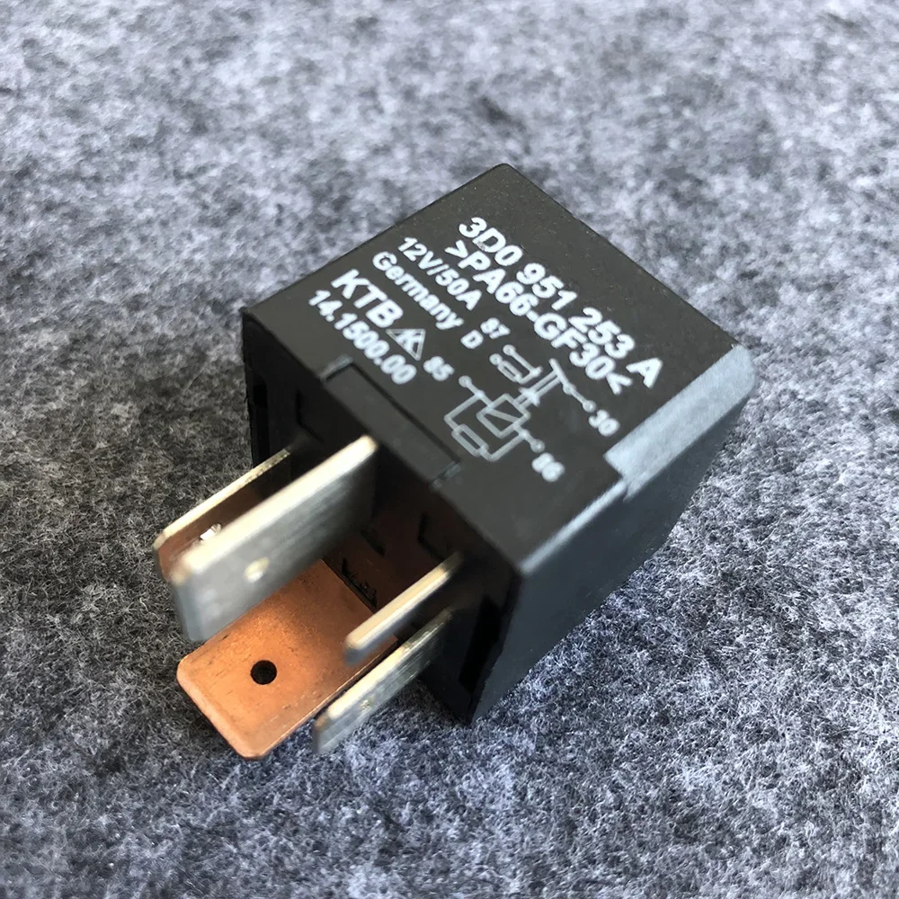 433-ECU-Engine-Control-Unit-Relay-For-VW-Eos-Golf-Touareg-2003-2010 ...