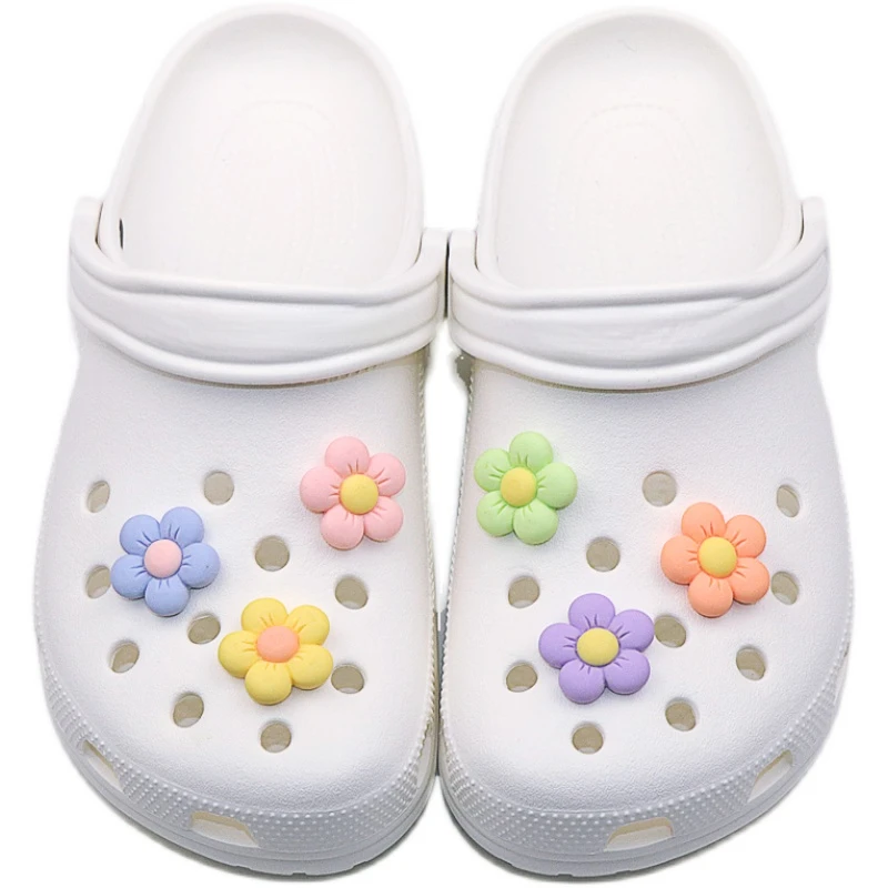 Dijes-de-moda-de-flores-de-colores-para-Crocs-dijes-de-zapatos-de ...