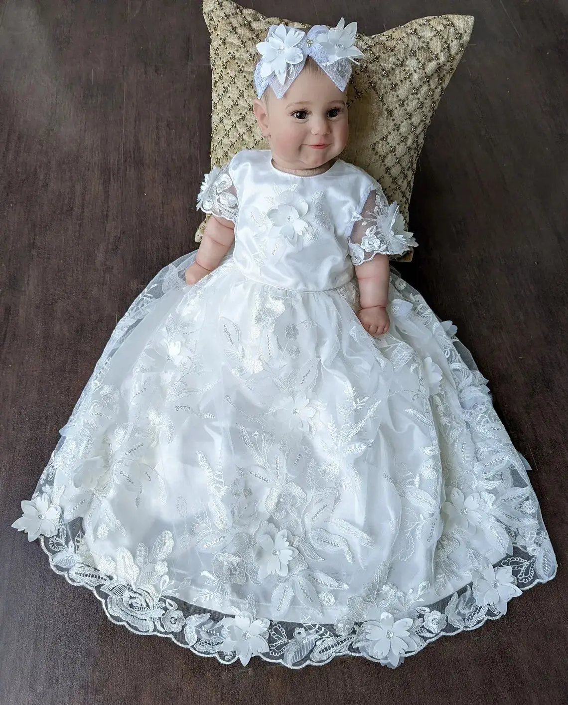Elegant-White-Baby-Christening-Gowns-Luxury-Lace-Appliques-Girls-Baptism-Long-Pearls-Kids ...