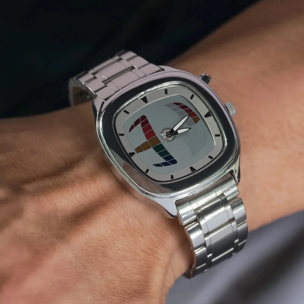 Business Y2K Alien AAA Quartz Watch Red Pointer Number Dual Display ...