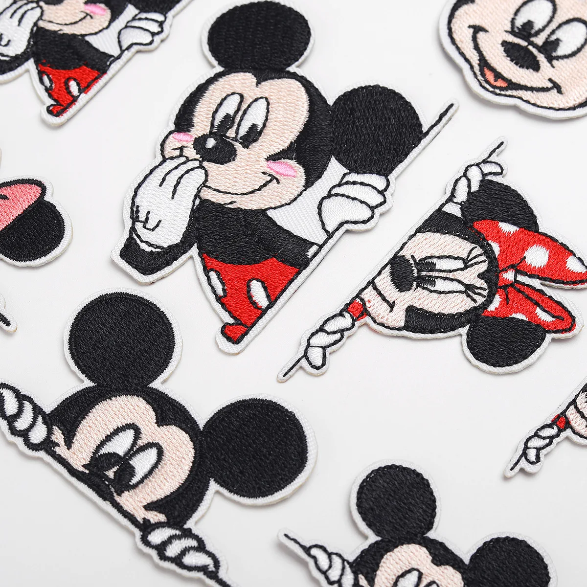 Mickey-Minnie-Mouse-Disney-pegatinas-para-ropa-parche-bordado-dibujos ...