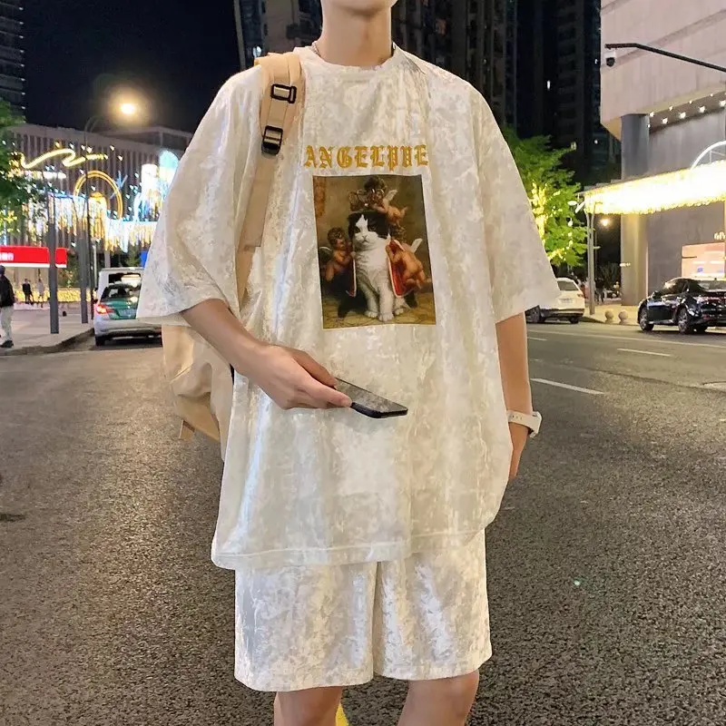 남성용 캐주얼 짧은 정장 투피스 세트 일본 스타일 하라주쿠 하이 스트리트 힙합 재미있는 프린트 티셔츠 스웨트 팬츠