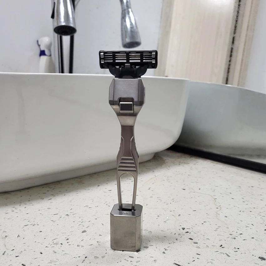 EDC Titanium Alloy Shaver Shaving Razor For Men Shaving Personal Safety ...