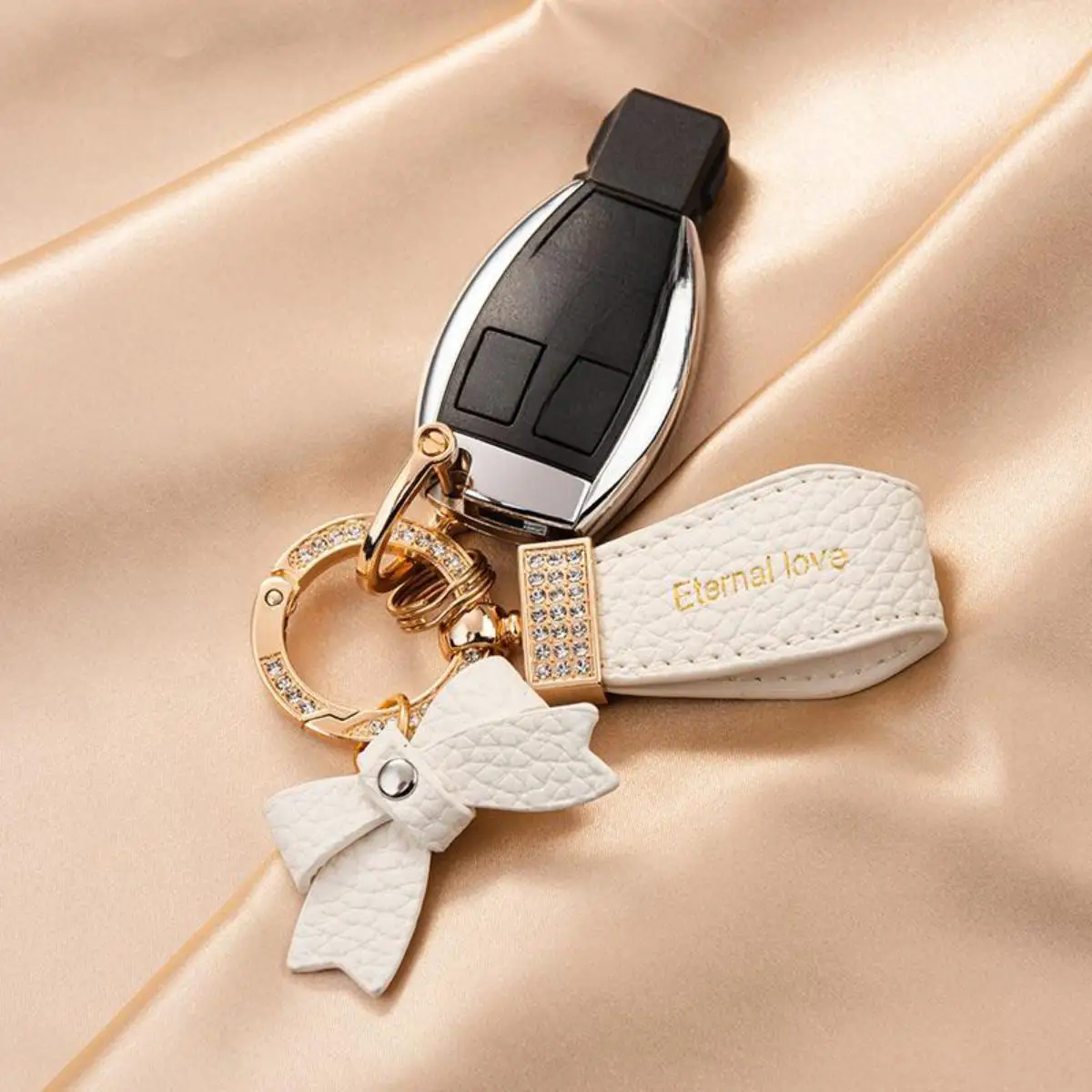 1pc keychain Bowknot Hand Rope Car keychain Pendant Creative and ...