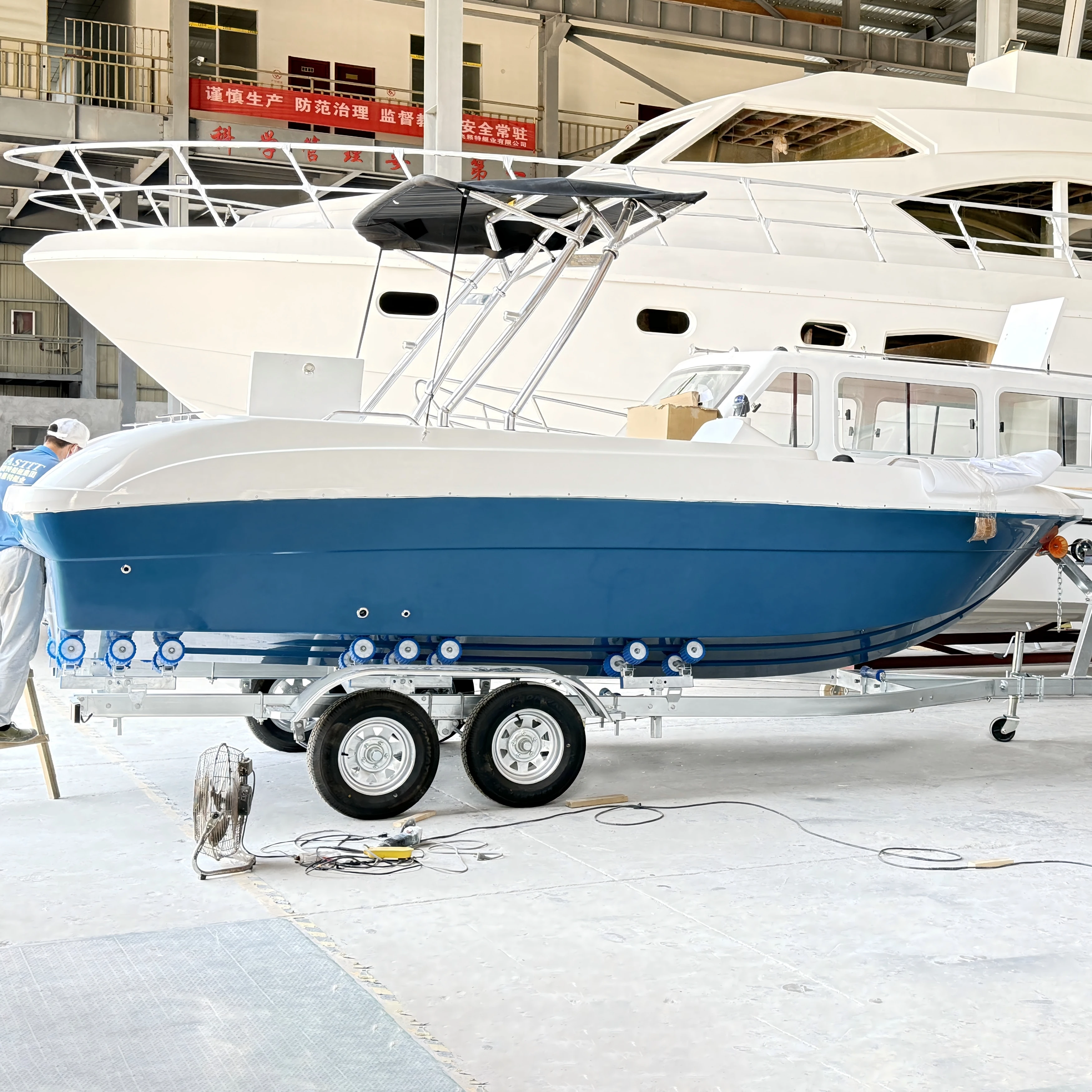 Luxury High Speed 6.2M Fiberglass Fishing Boat 20Ft Mini Yacht Luxury ...