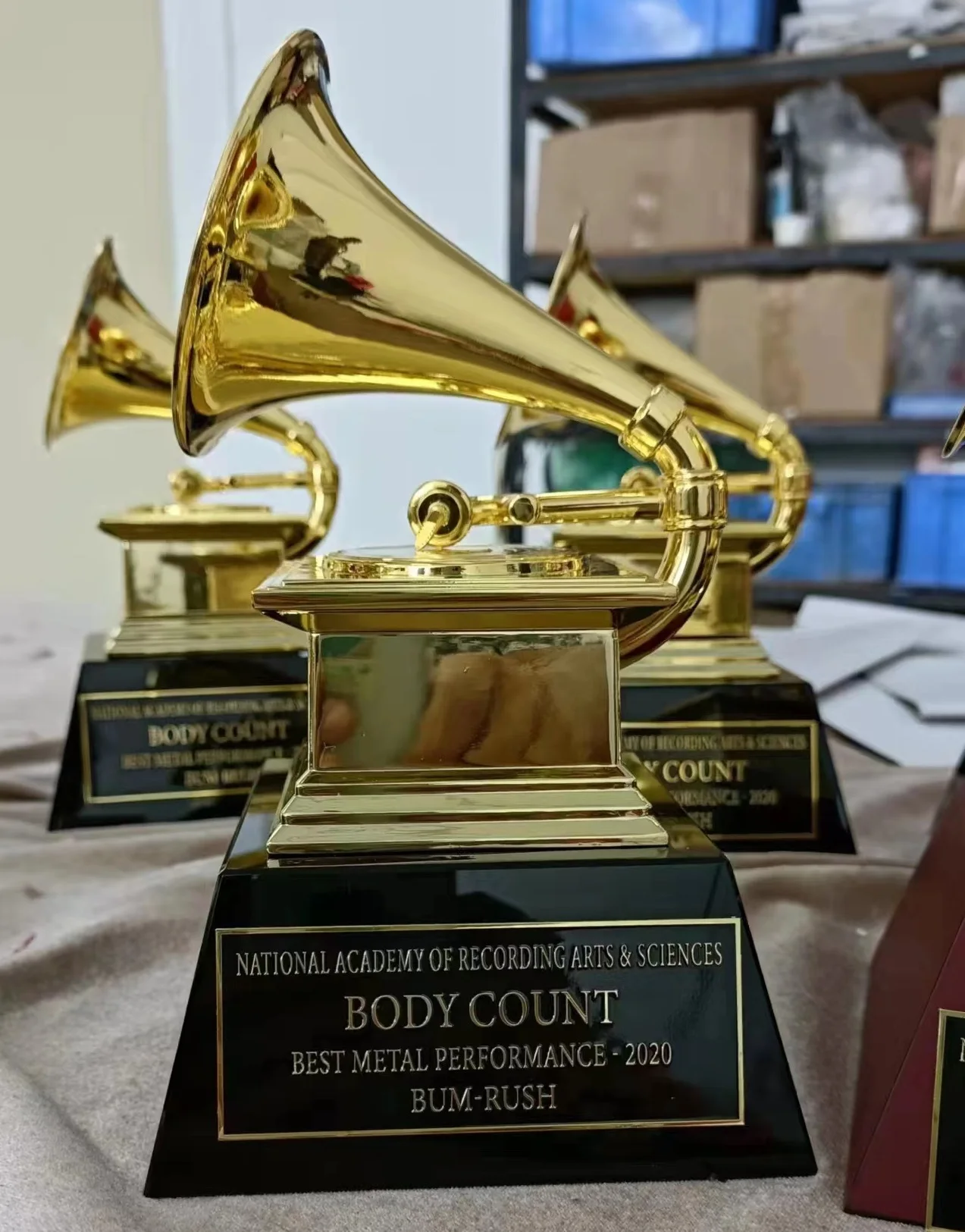 Crystal-Base-THE-GRAMMYS-Awards-Gramophone-Metal-Trophy-by-NARAS-Nice ...