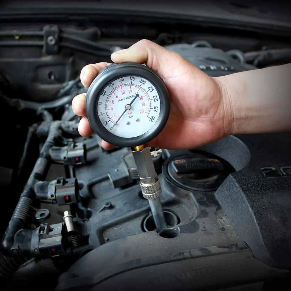 Engine Compression Tester Kit Sutekus , 300 Psi Cylinder Pressure Gauge ...