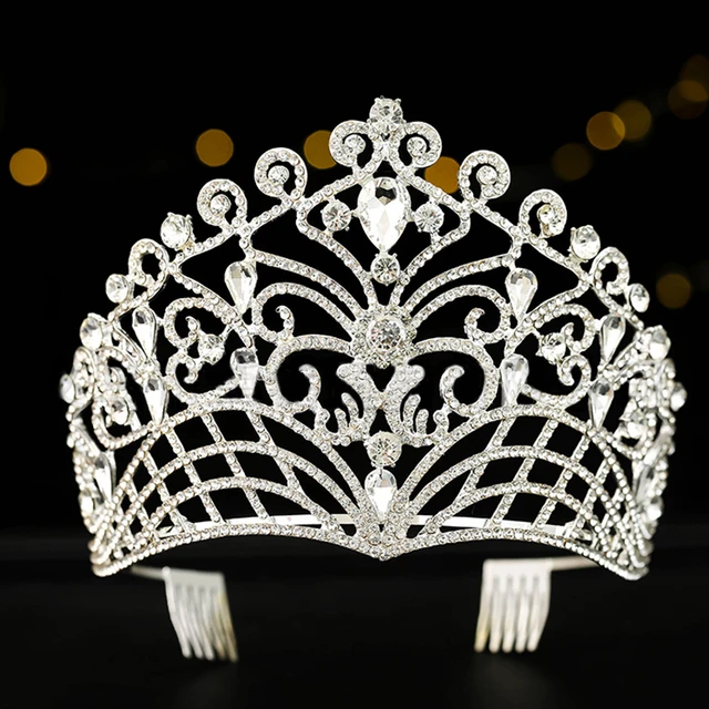 Miss Earth Crown