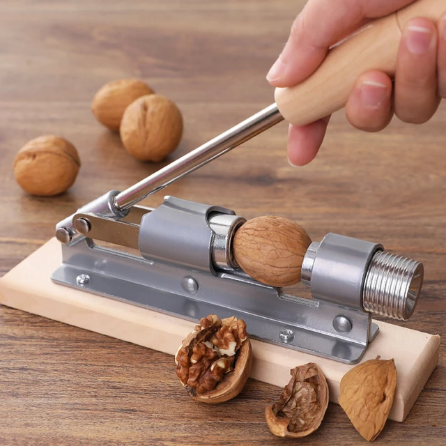 Nut Cracker Machine