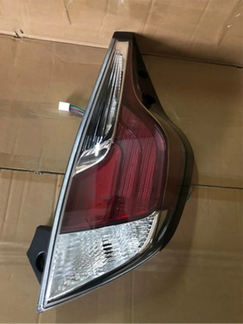 Montaje de luz trasera Led para Toyota PRIUS C 2015 19, lámpara de ...