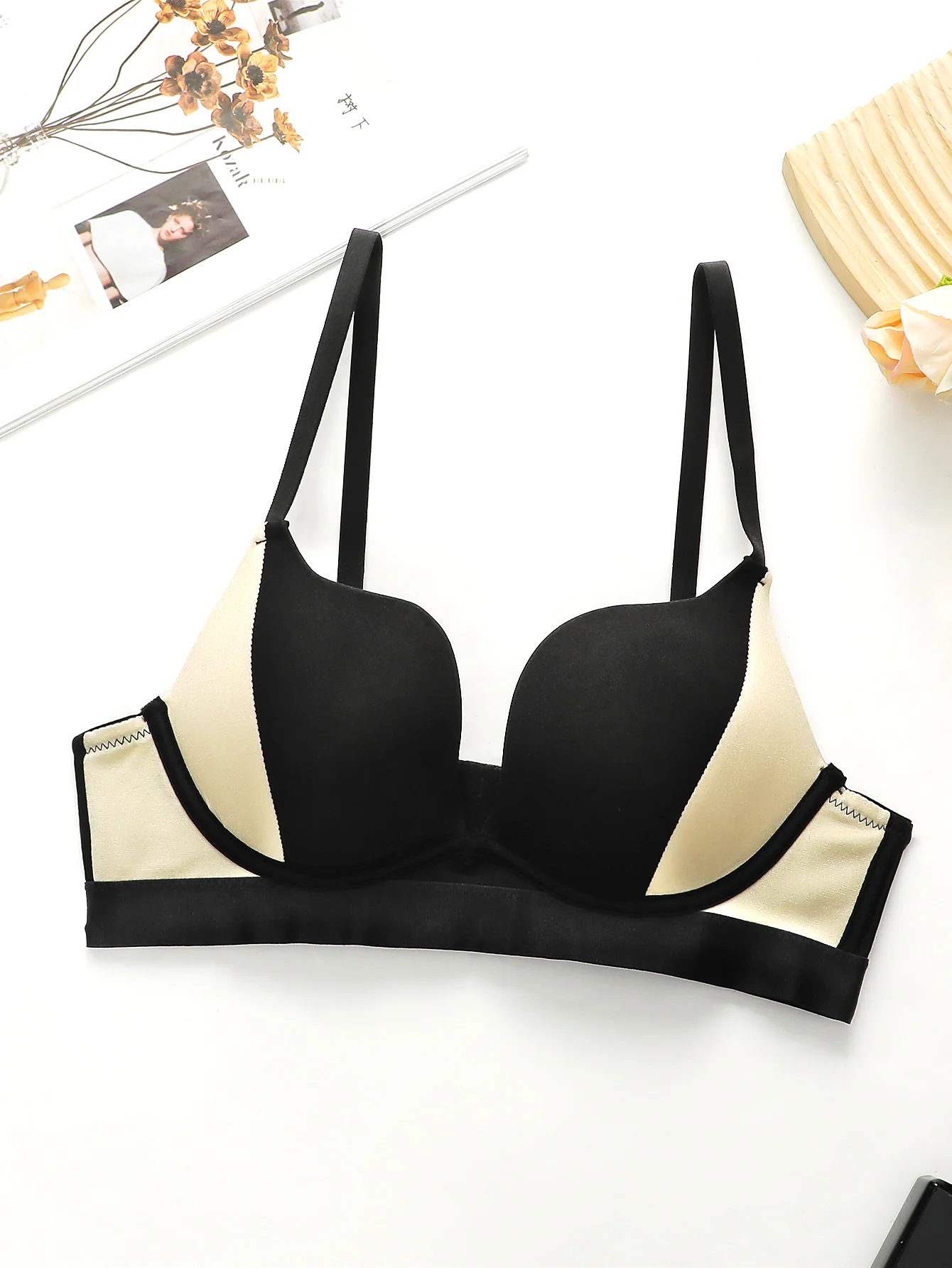 Women-s-Sexy-Bra-With-Contrasting-V-neck-and-Steel-Ring-Push-Up-and ...