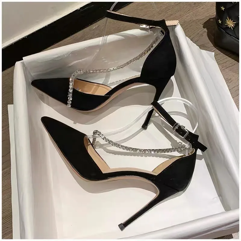 Classy Classy Heels Aesthetic: The Ultimate Guide to Elevating Your ...