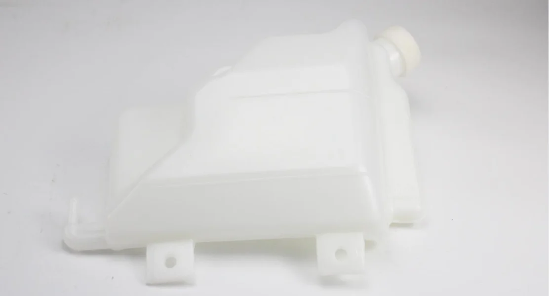Radiator-Expansion-Tank-for-ISUZU-NPR-700P-4HK1-897387632.png