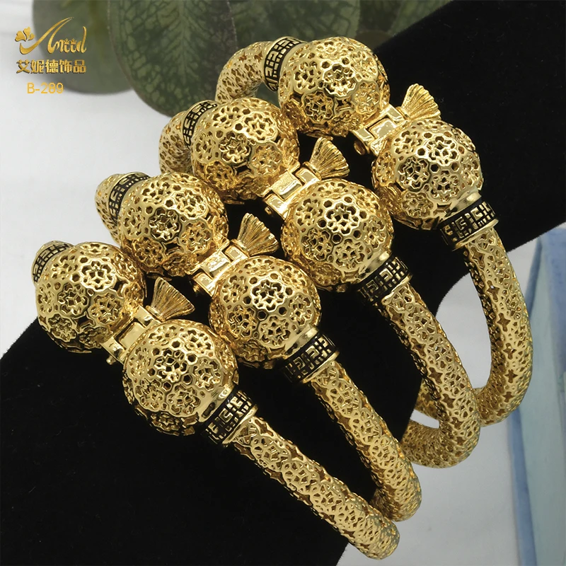 Gold Bangles Designs With Indian Price